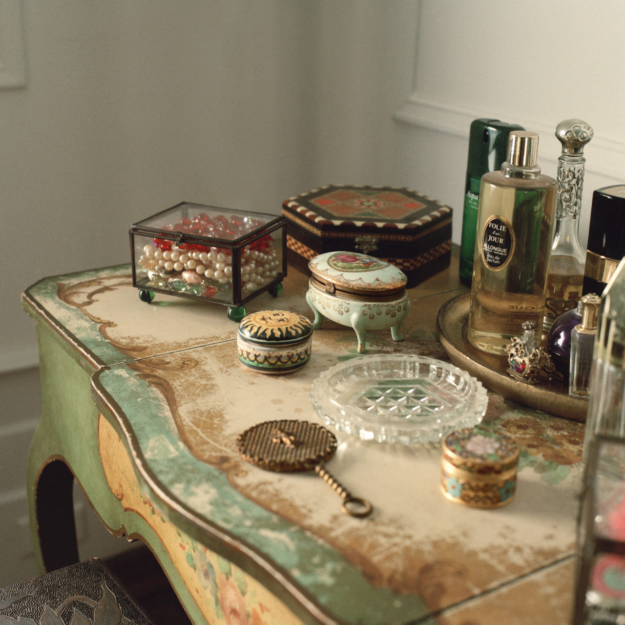 The Master Gallery – Darcy Rogers | Master Apartments